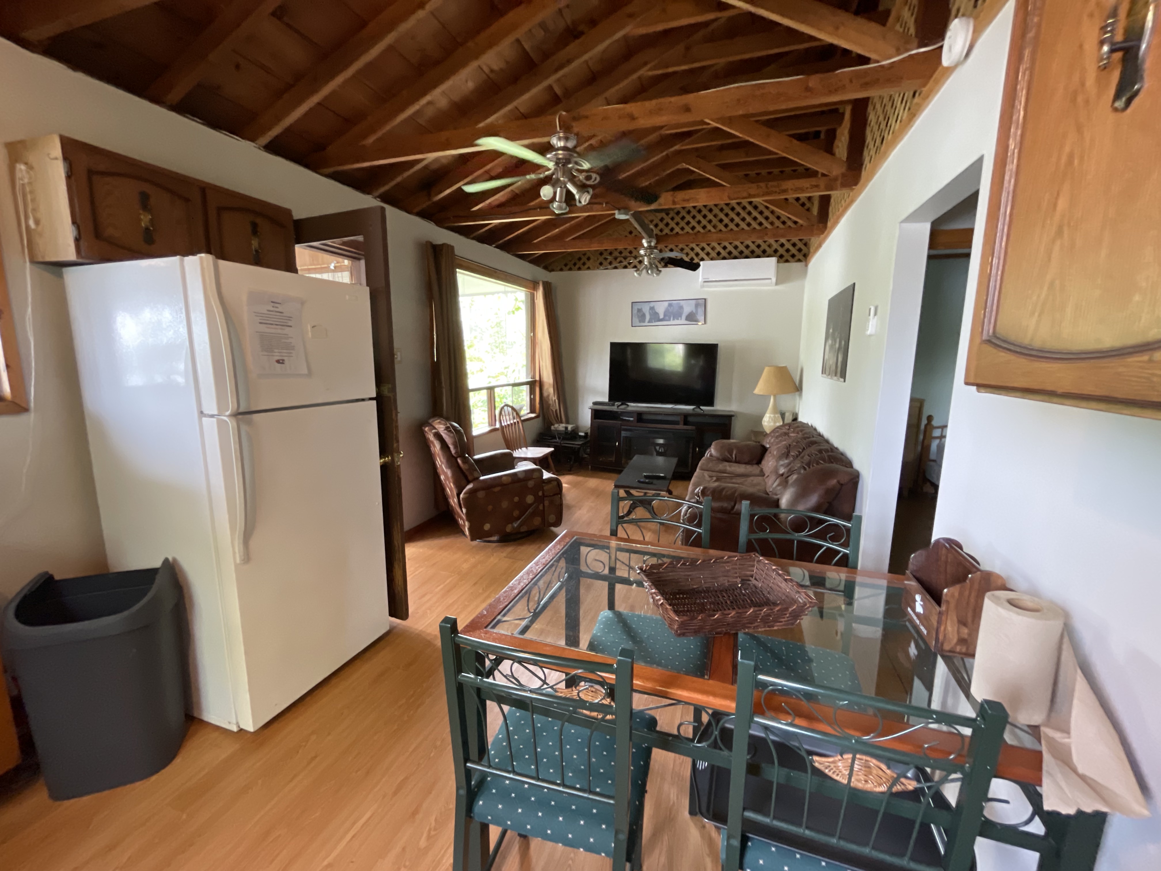 Island Cottage | Lovesick Lake Park